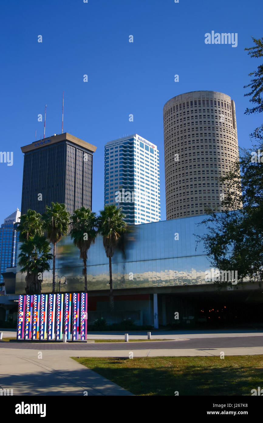 TAMPA, FLORIDA/USA - DECEMBER 06, 2003: Tampa skyline buildings of the ...