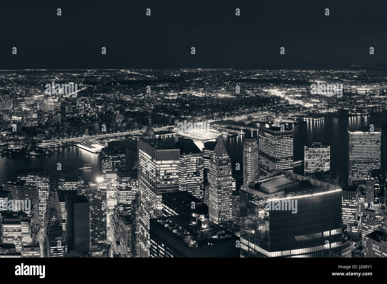 Nyc rooftop night hi-res stock photography and images - Alamy