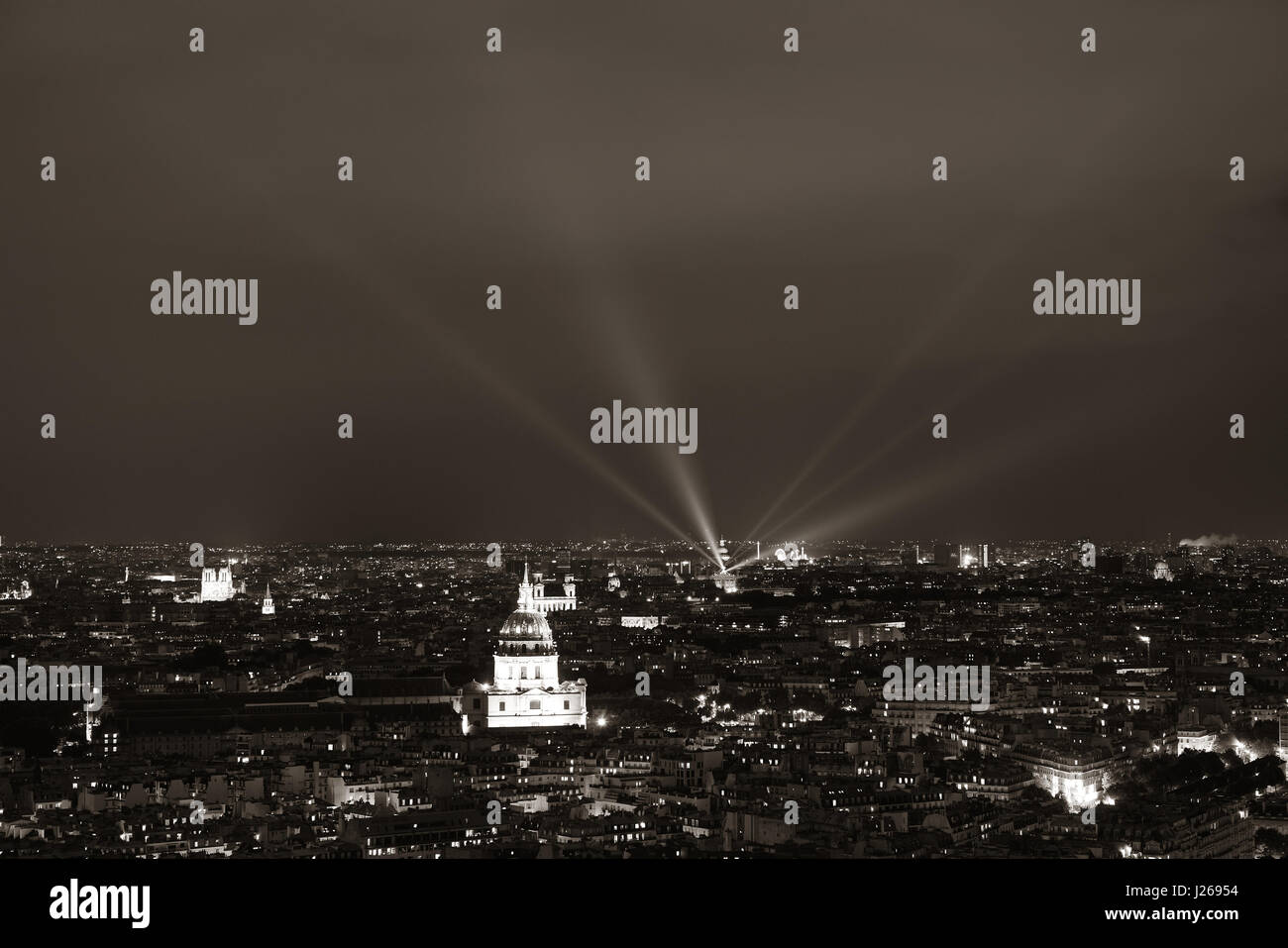 Paris city skyline rooftop view with Napoleon's tomb at night, France ...