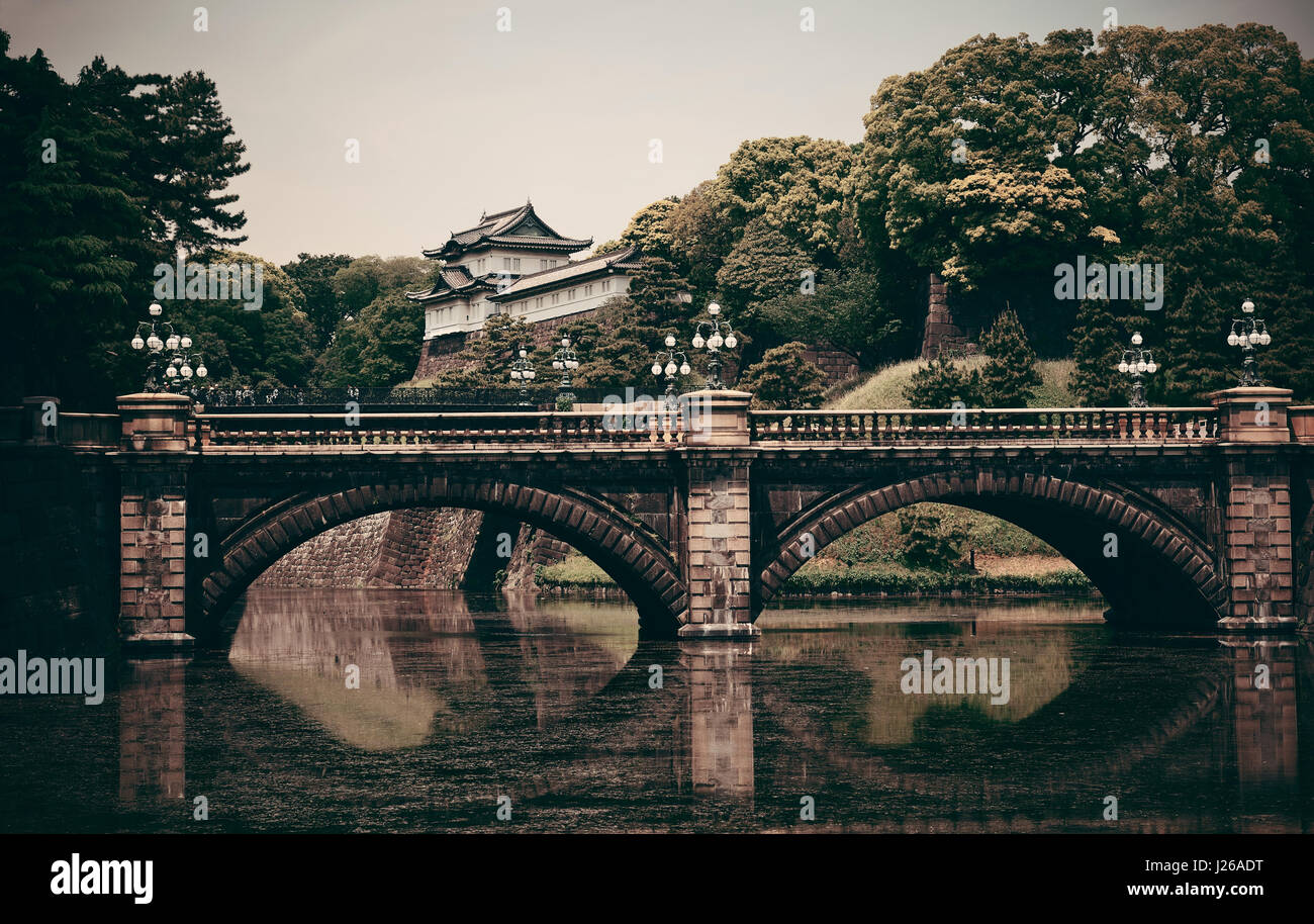 Tokyo Imperial Palace with bridge over river. Japan Stock Photo - Alamy
