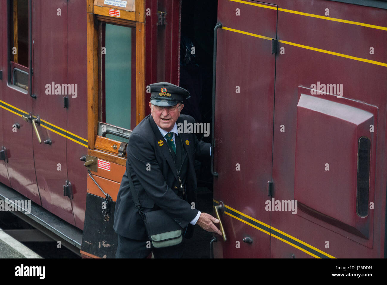 Railway guard uk hi-res stock photography and images - Alamy