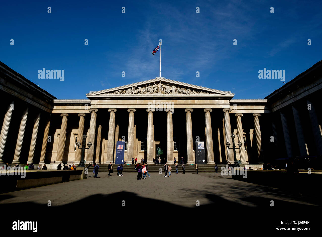 British museum london exterior hi-res stock photography and images - Alamy