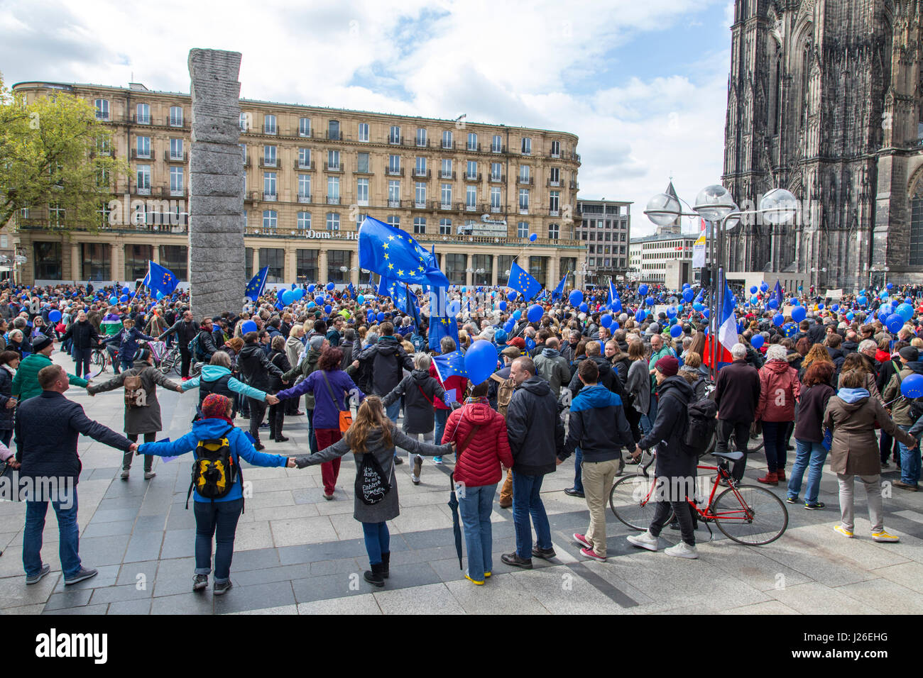 Puls of Europe movement, a pro-European citizen's initiative, people ...