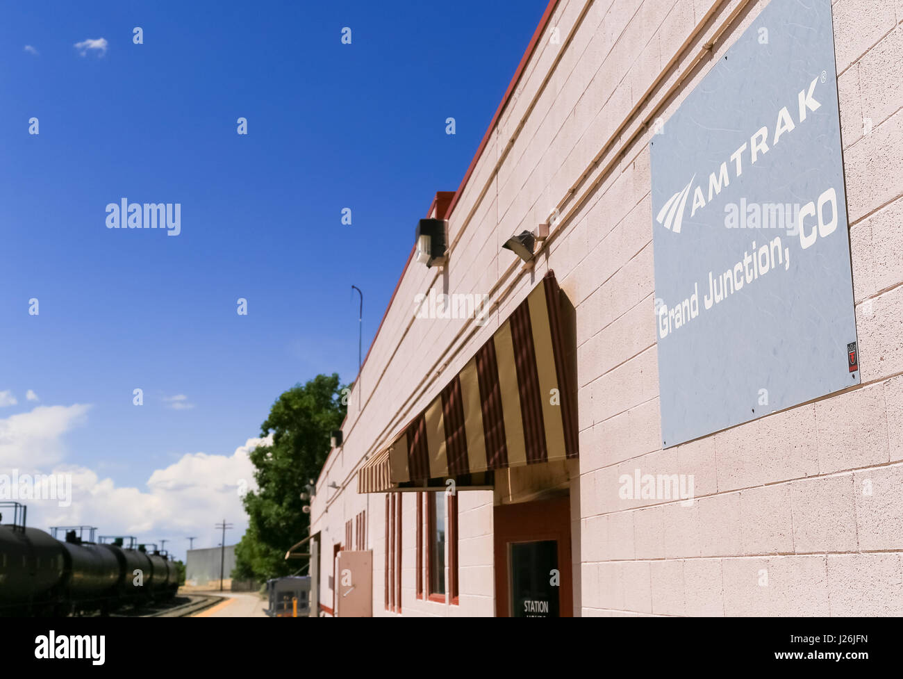 Amtrak Train At Station High Resolution Stock Photography and Images ...