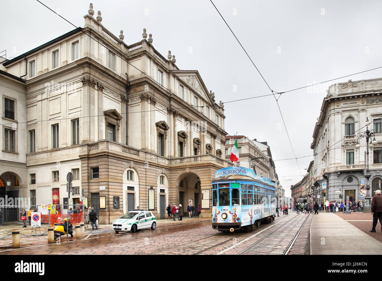Milan, Italy - October 15, 2016: Piazza La Scala and La Scala opera ...