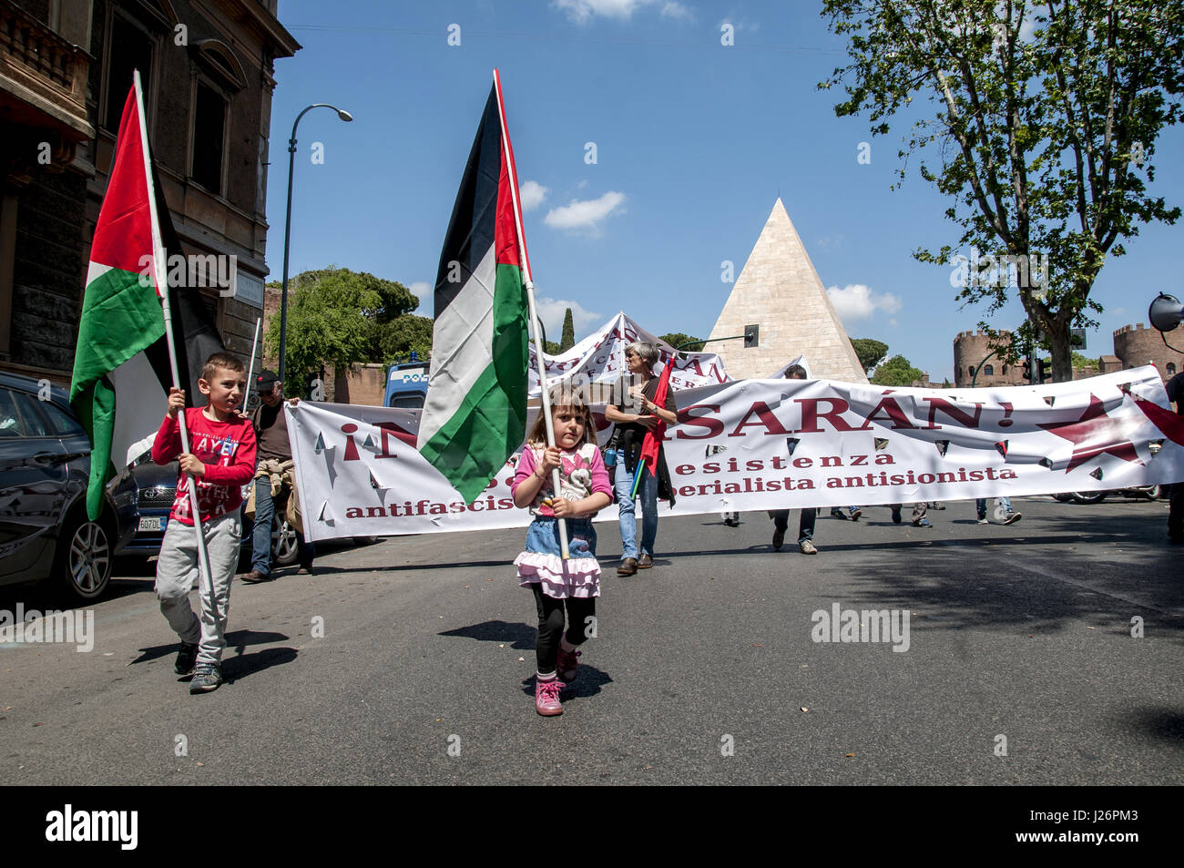 Rome celebrated the recurrence of Liberation with a procession called ...