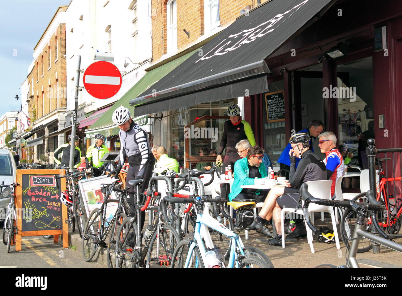 Dish, a popular breakfast rest stop for cyclists, Bridge Road, Hampton ...