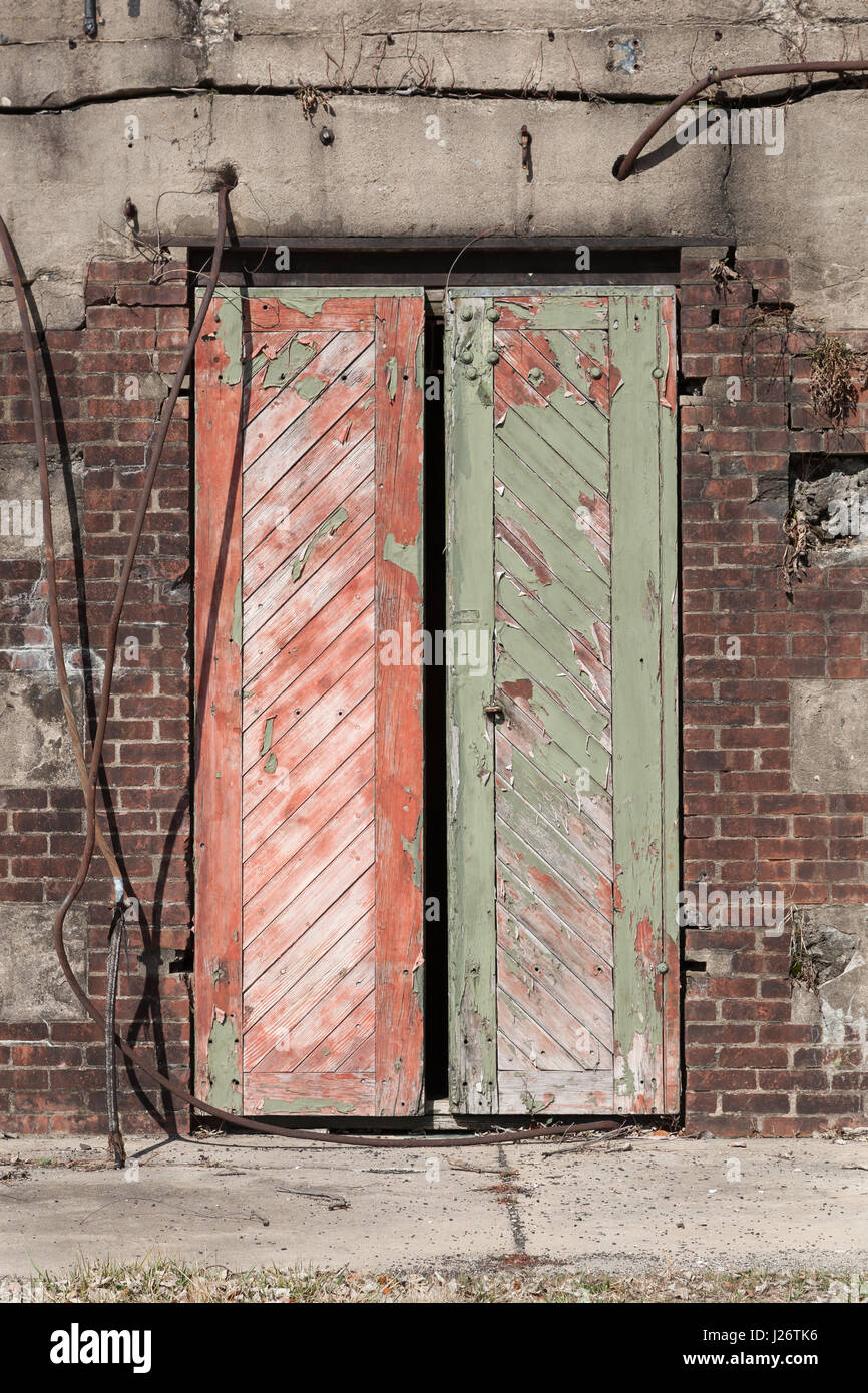 Architectural details of the Nine Gun Battery at Fort Hancock at Sandy ...