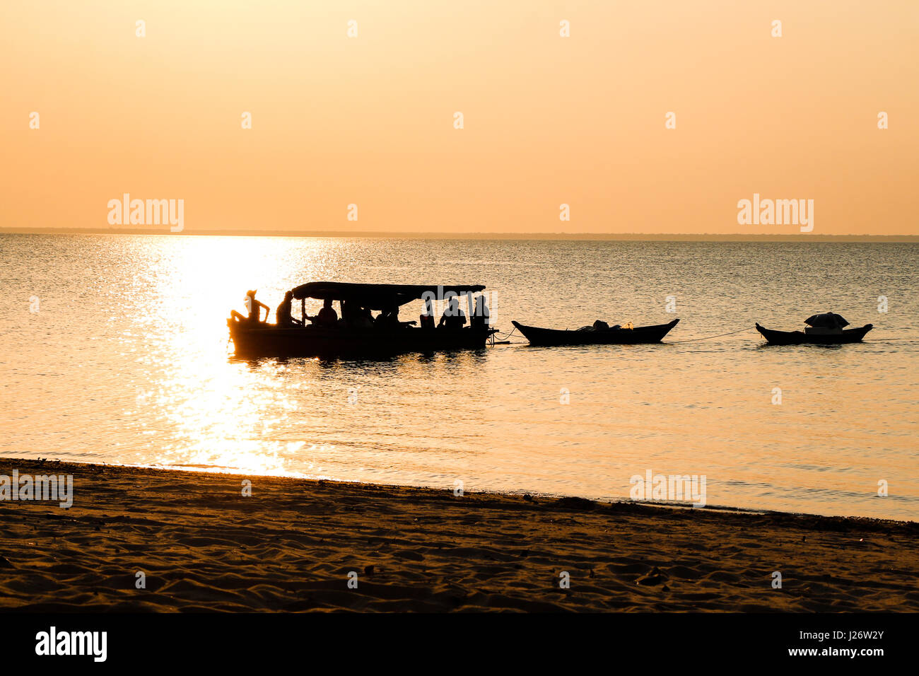 Canoes In Amazon River Stock Photos & Canoes In Amazon River Stock ...