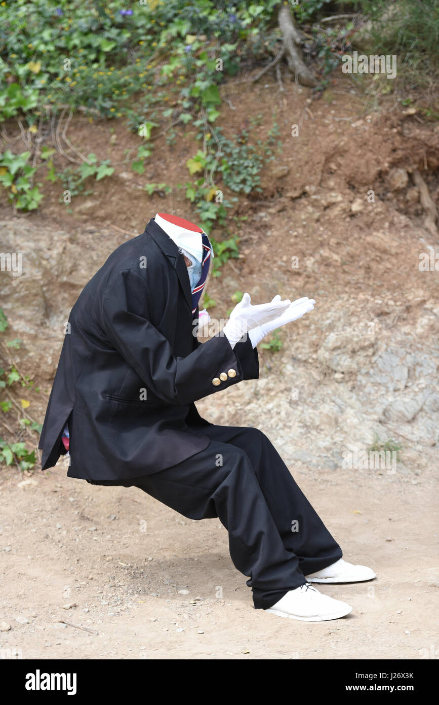 Man in suit without head hi-res stock photography and images - Alamy