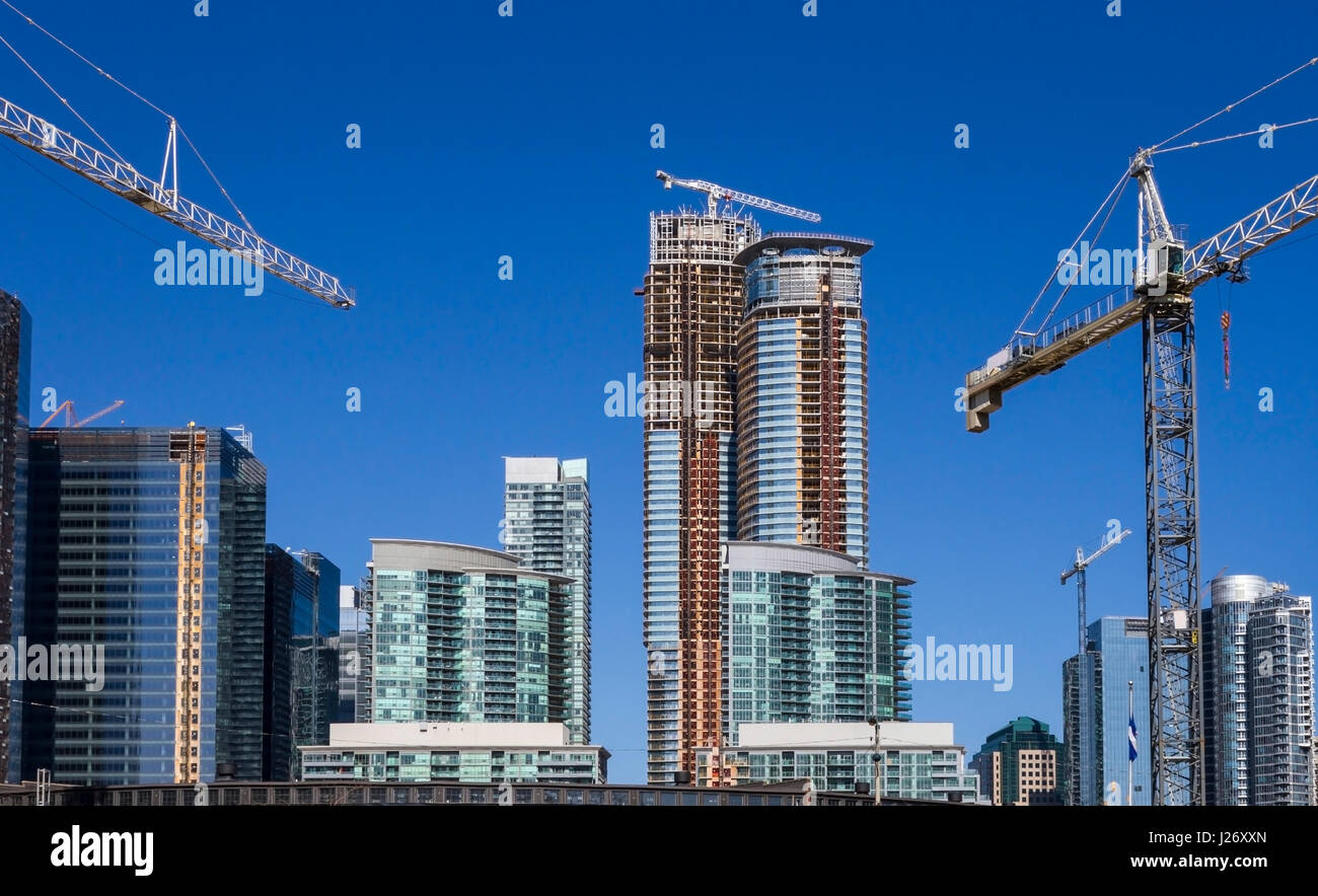 Construction multi storey buildings cranes hi-res stock photography and ...