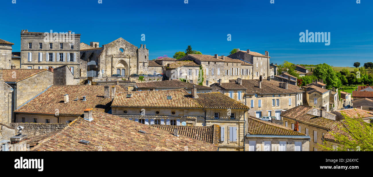 Saint emilion center town scenery hi-res stock photography and images ...