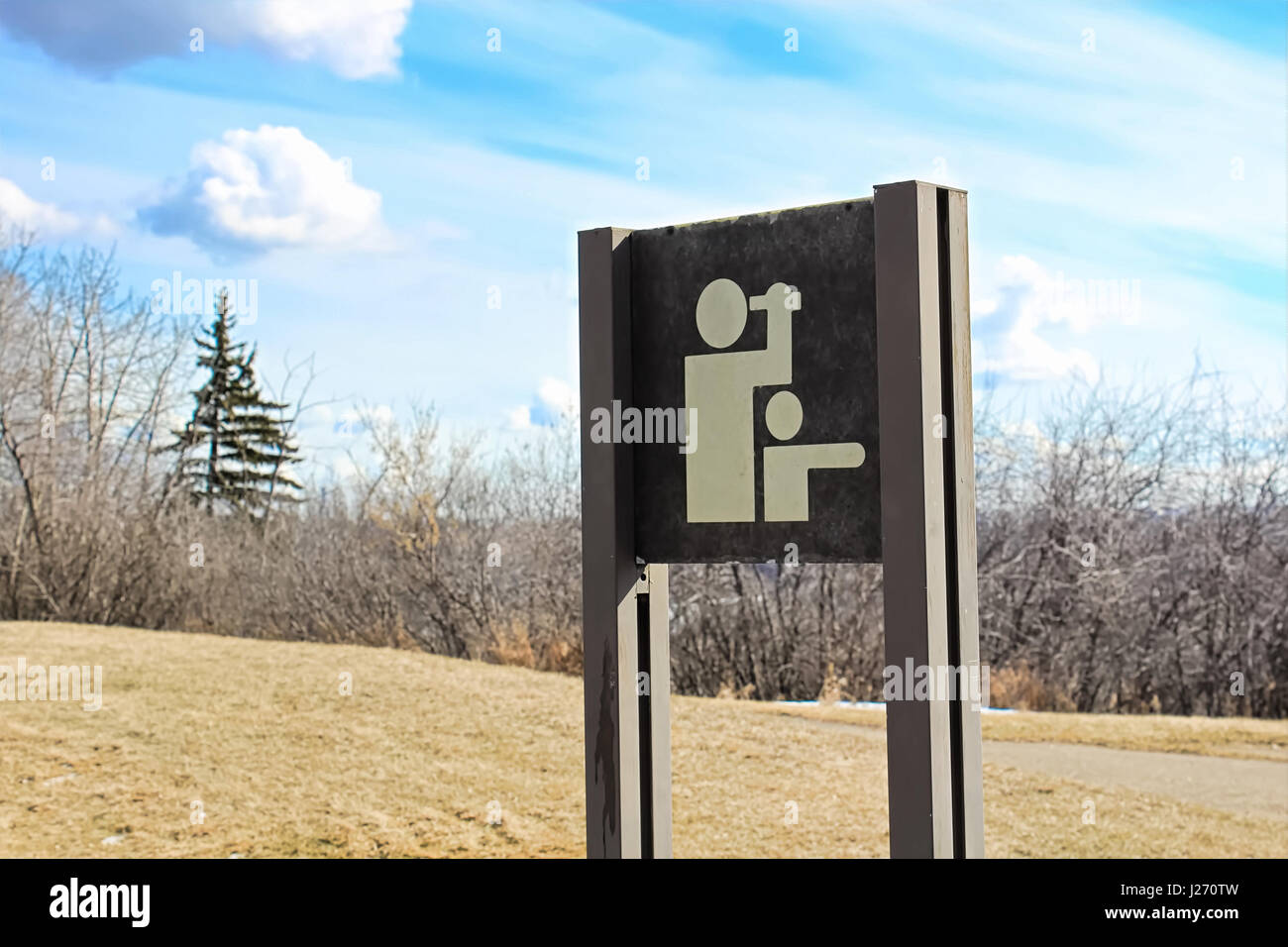 A viewpoint sign on the edge of a hiking trail Stock Photo - Alamy