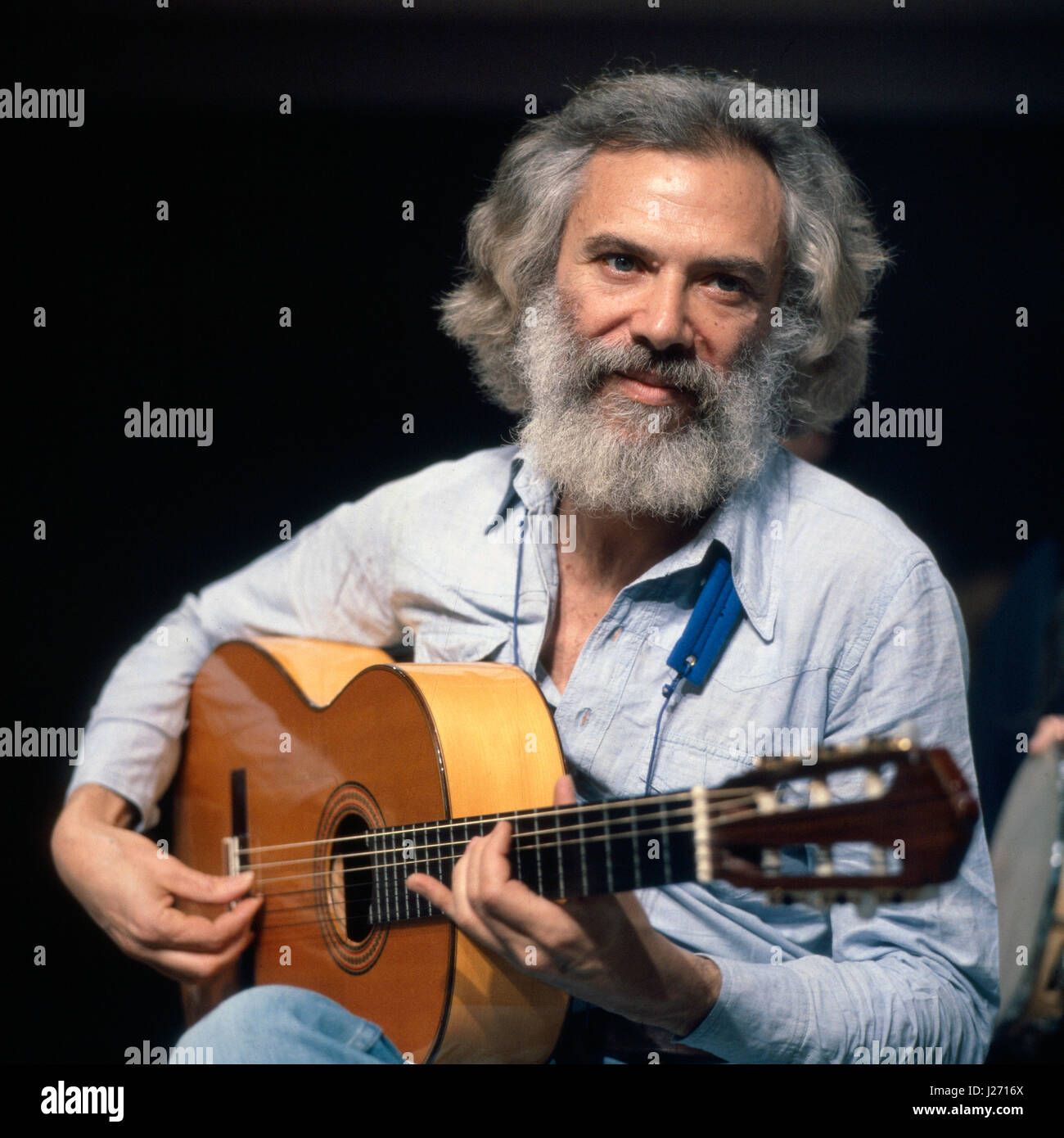 Französischer Sänger, Liedermacher und Lyriker Georges Moustaki ...