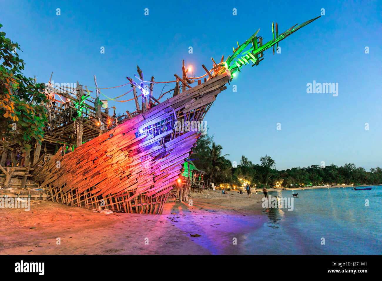 Hippie Bar, Tree House Bar, Buffallo Bay, Aow Kao Kwai, Koh Phayam ...