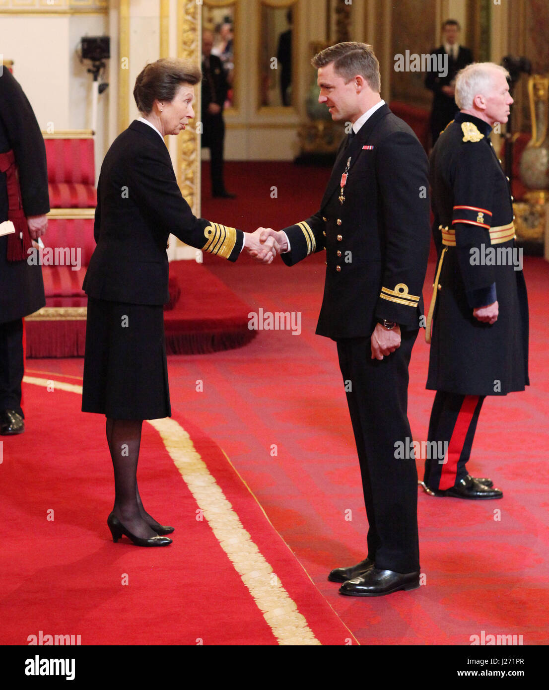 Lieutenant Peter Reed, Royal Navy from Nailsworth is made an OBE ...