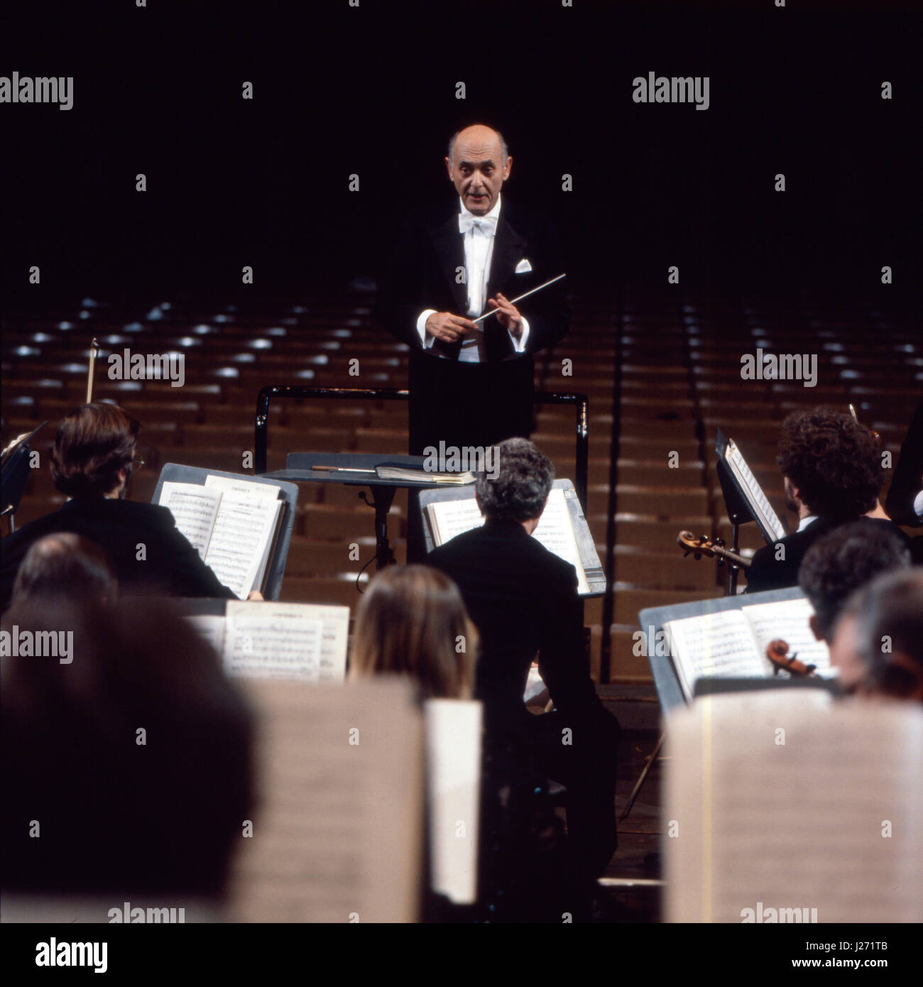 Sir georg solti hi-res stock photography and images - Alamy