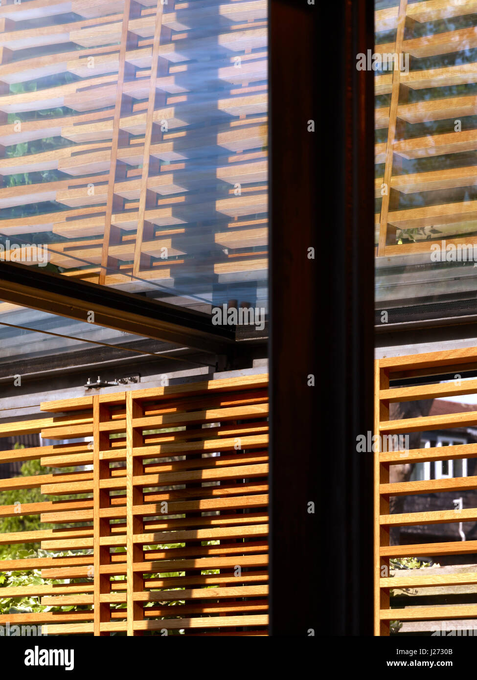 Glass cube structure hi-res stock photography and images - Alamy