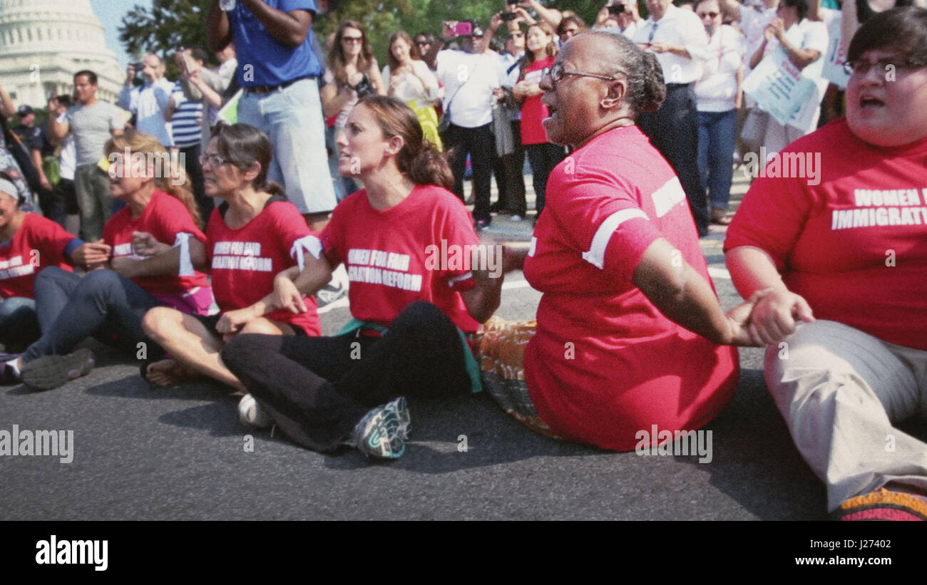 ACORN AND THE FIRESTORM, 2017. ph: Tony Azios /© Pandora Film Center ...