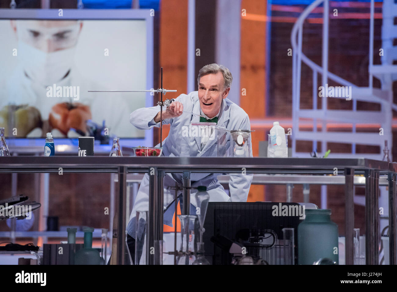 BILL NYE SAVES THE WORLD, Bll Nye, (Season 1, aired April 21, 2017). ph ...