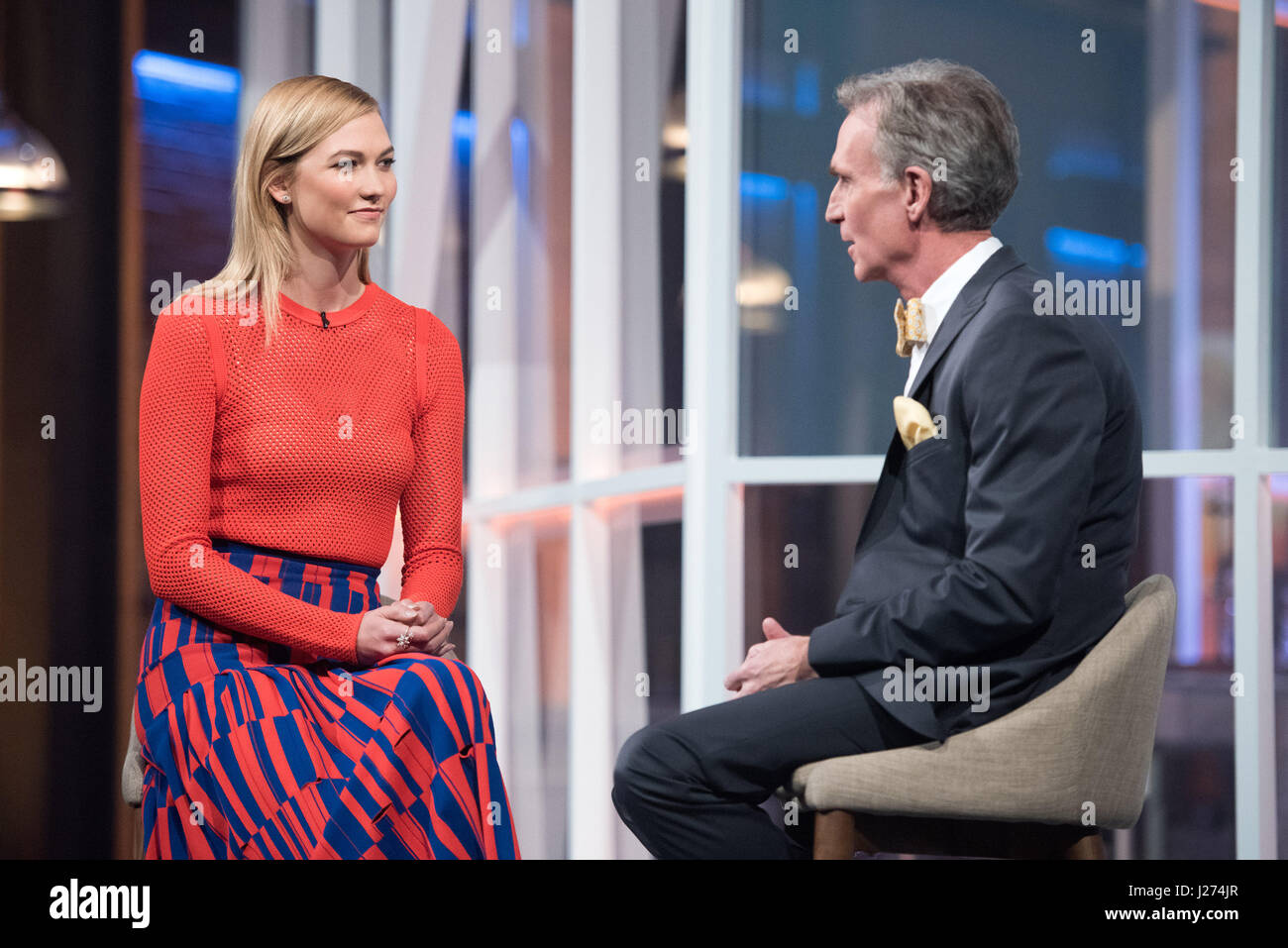 BILL NYE SAVES THE WORLD, l-r: Karlie Kloss, Bll Nye, (Season 1, aired ...