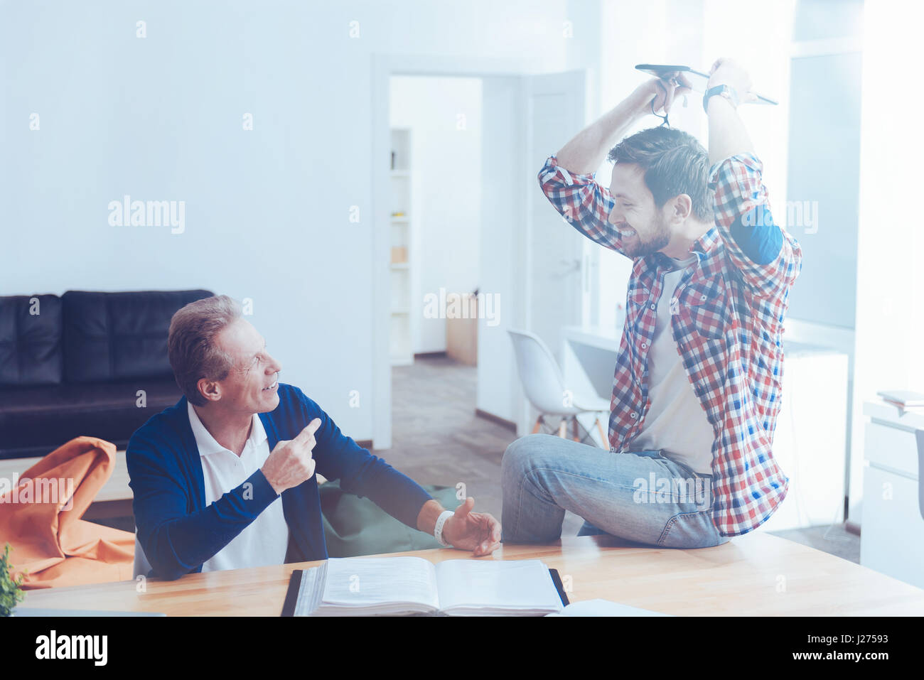 Employee office resting work hi-res stock photography and images - Alamy