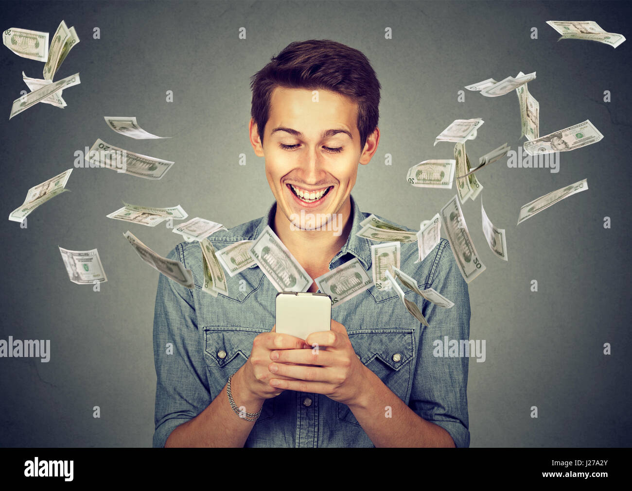 Technology online banking money transfer, e-commerce concept. Happy ...