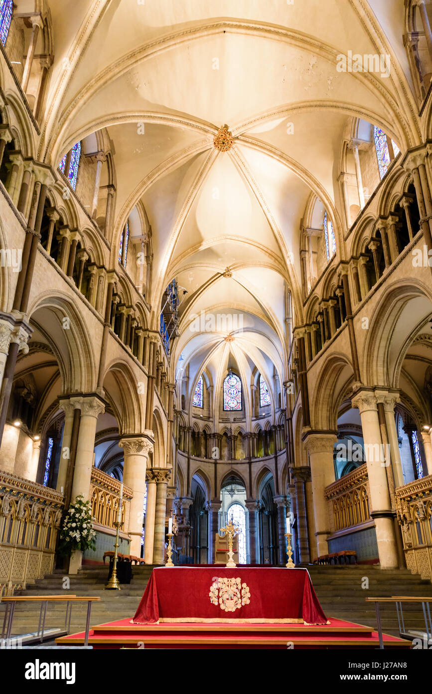 Canterbury Cathedral Interior High Resolution Stock Photography and ...