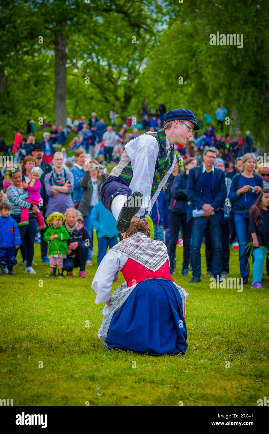 Dancing around the maypole in Midsummer, Gothemburg, Sweden Stock Photo ...