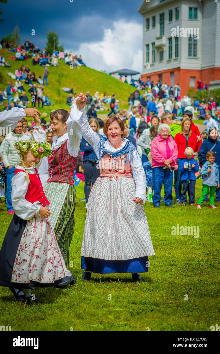 Dancing around the maypole in Midsummer, Gothemburg, Sweden Stock Photo ...