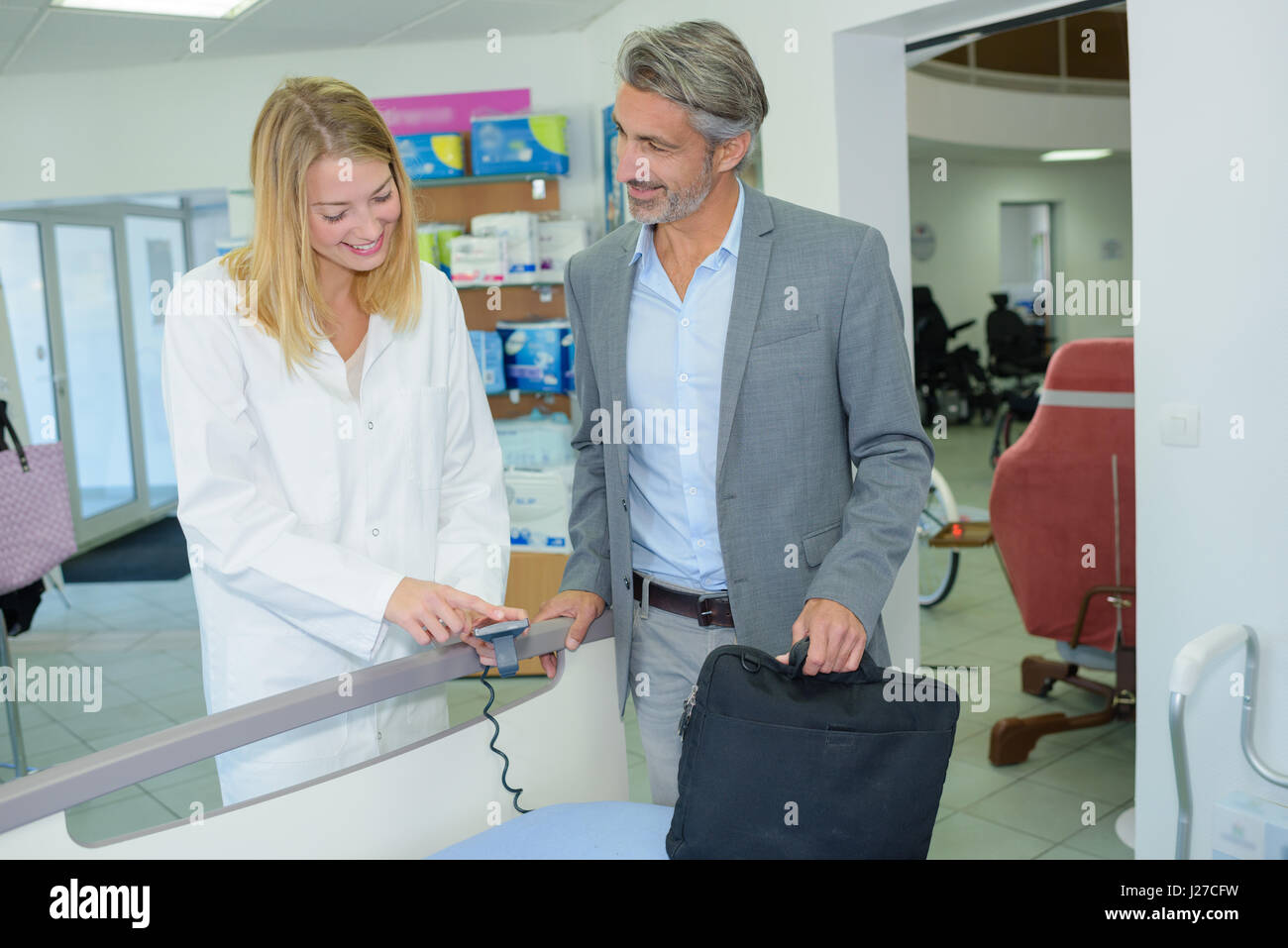 Man hospital bed bag hi-res stock photography and images - Alamy