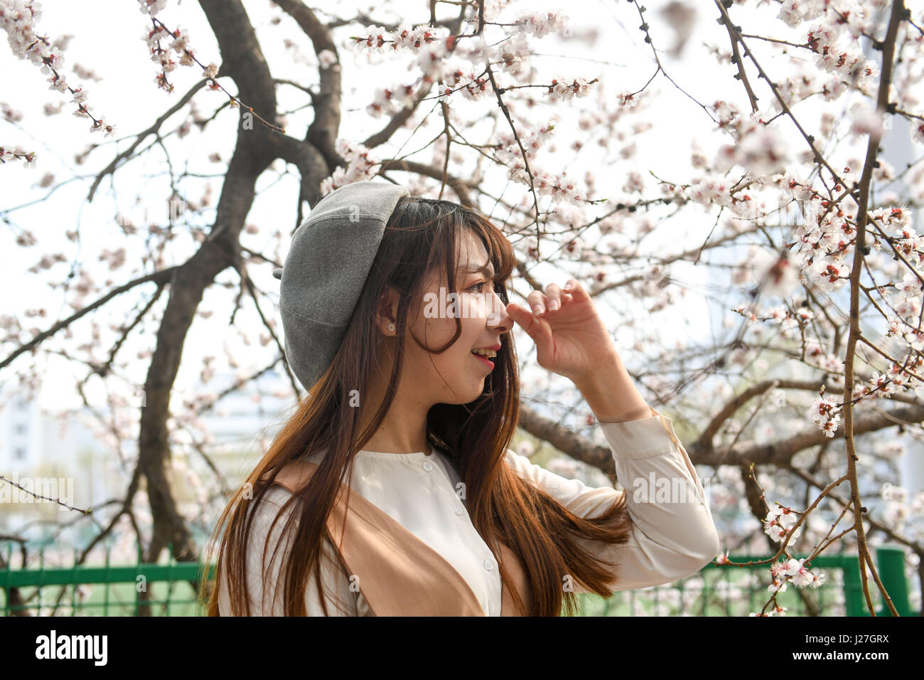 Harbin, China's Heilongjiang Province. 25th Apr, 2017. A young woman ...