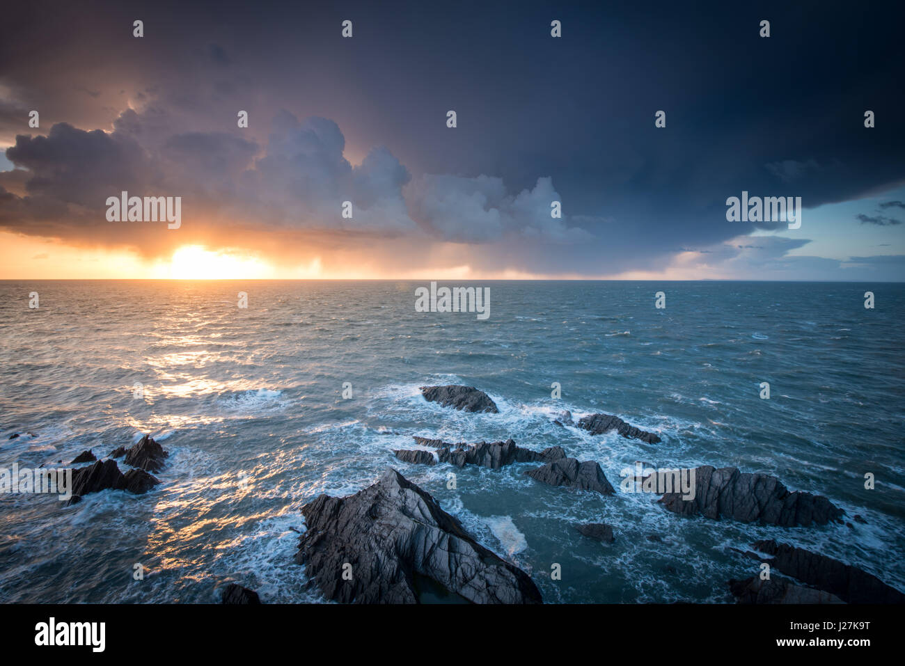 Devon weather hi-res stock photography and images - Alamy