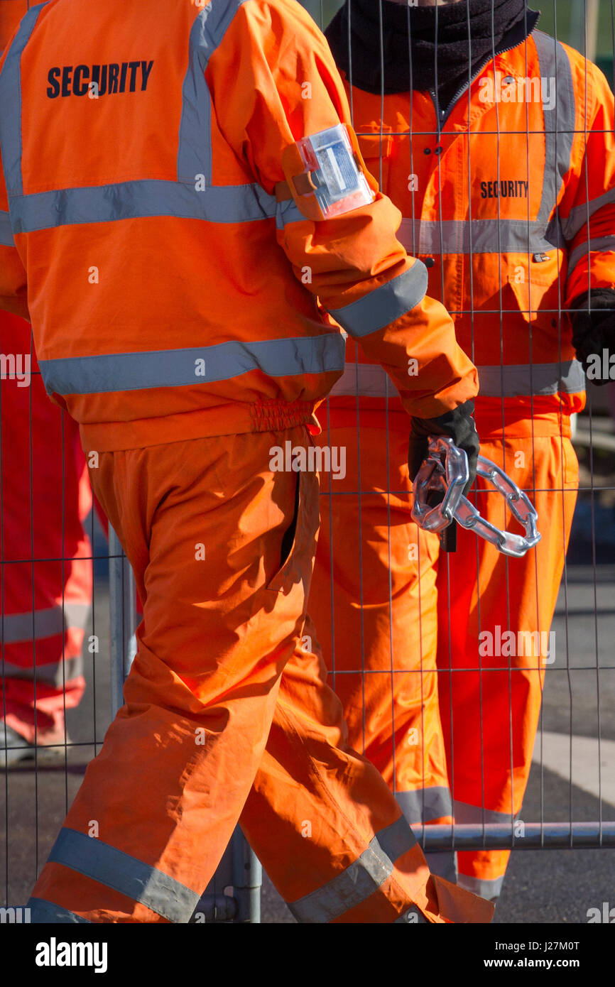 Westby-By-Plumpton, Blackpool, UK. 26th Apr, 2017. Fracking the Fylde ...