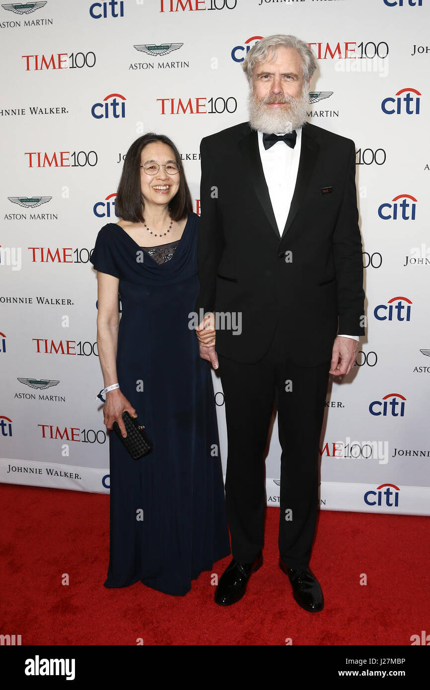 New York, USA. 25th April, 2017. Ting Wu (L) and Professor of Genetics ...