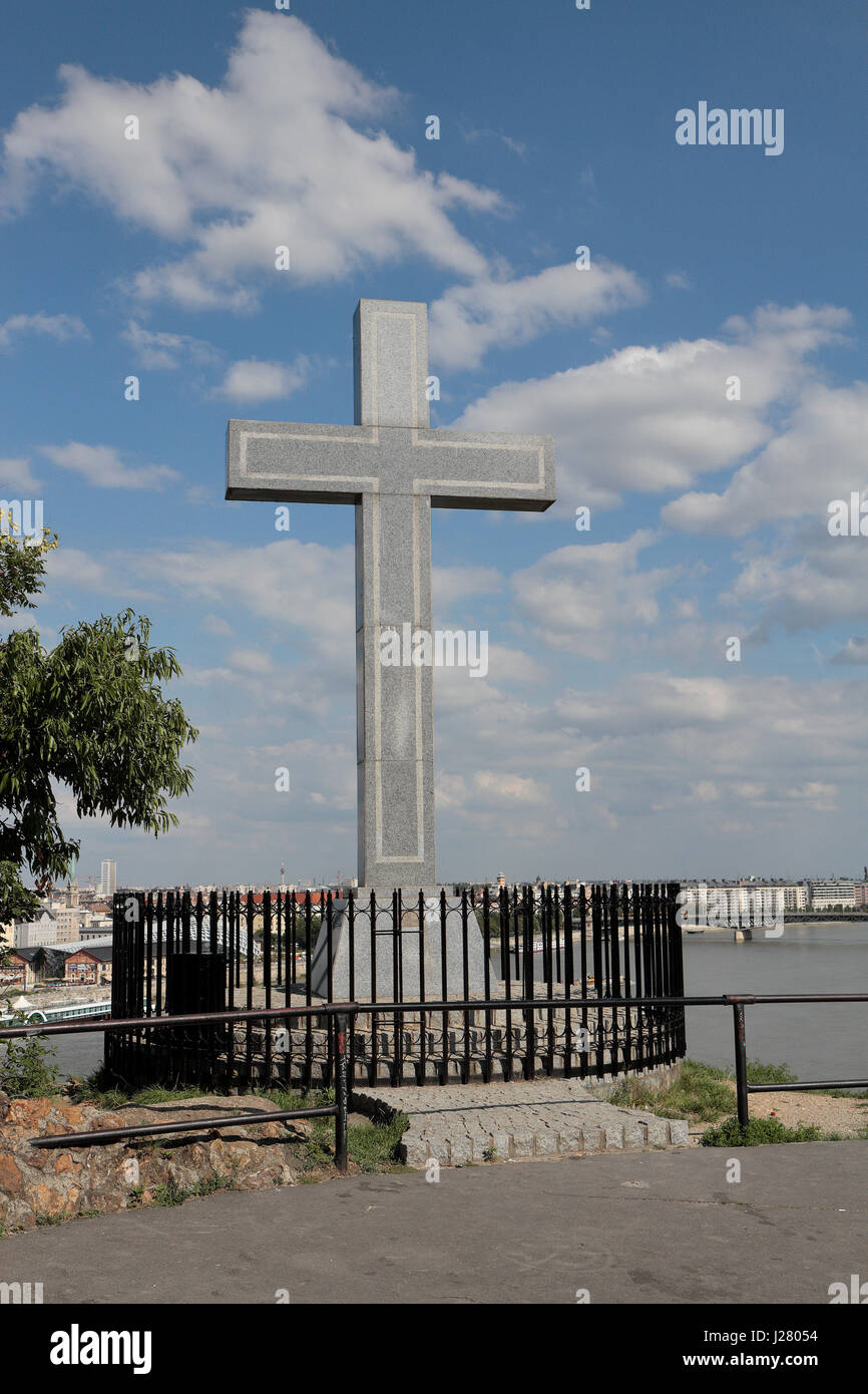 Cross on Gellert Hill, over the River Danube to Pest in Budapest ...