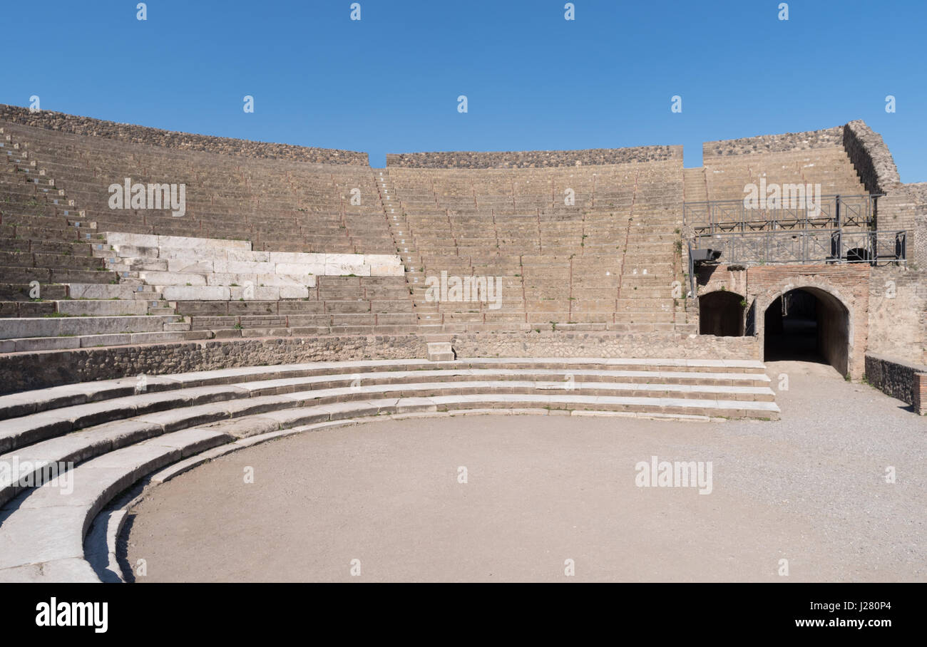 Italy. The Amphitheatre of Pompeii - interior Stock Photo - Alamy