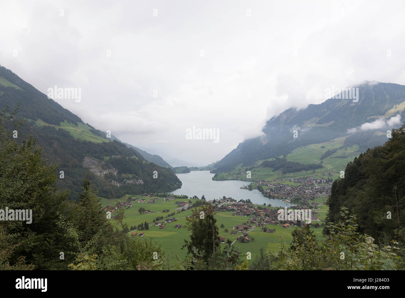 Lake brienz hi-res stock photography and images - Alamy