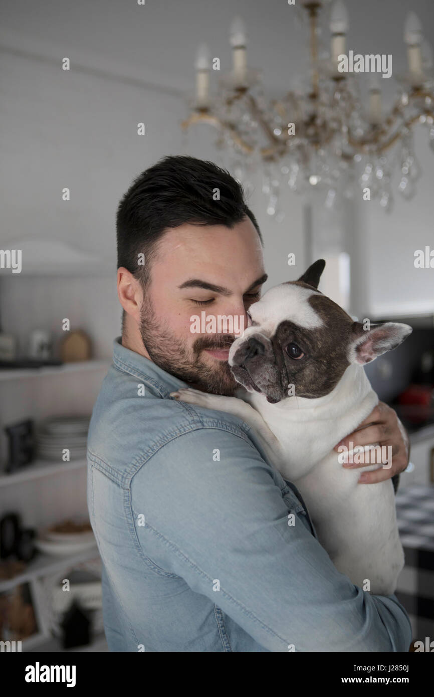 Man with bulldog hi-res stock photography and images - Alamy