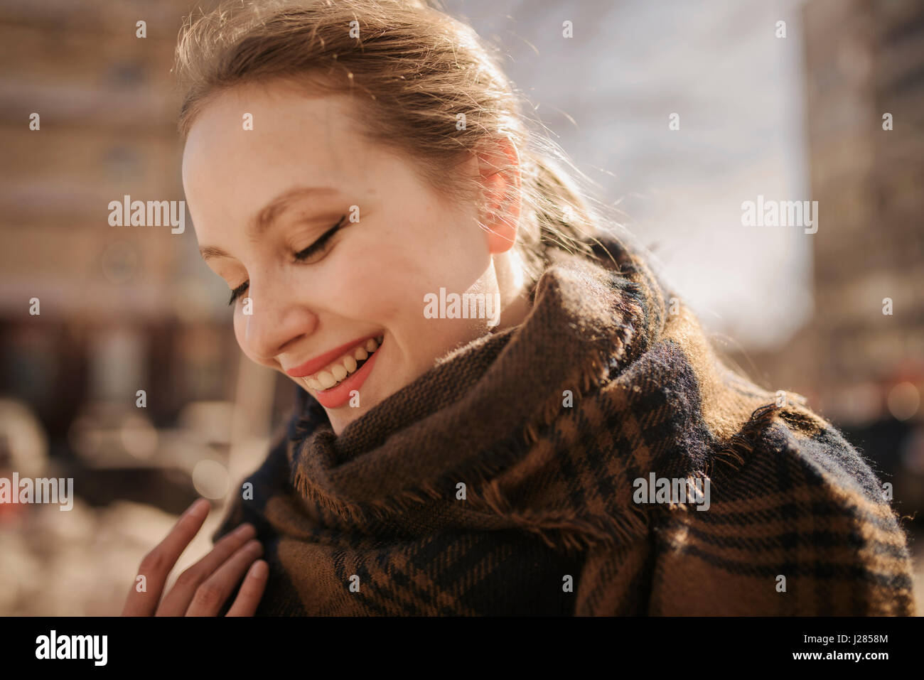 Close up person wrapped hi-res stock photography and images - Alamy