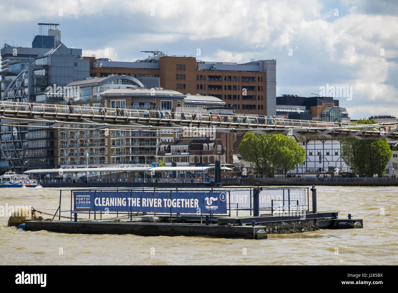 Pontoon in River Thames, London EC4, promoting Cleaning The River ...