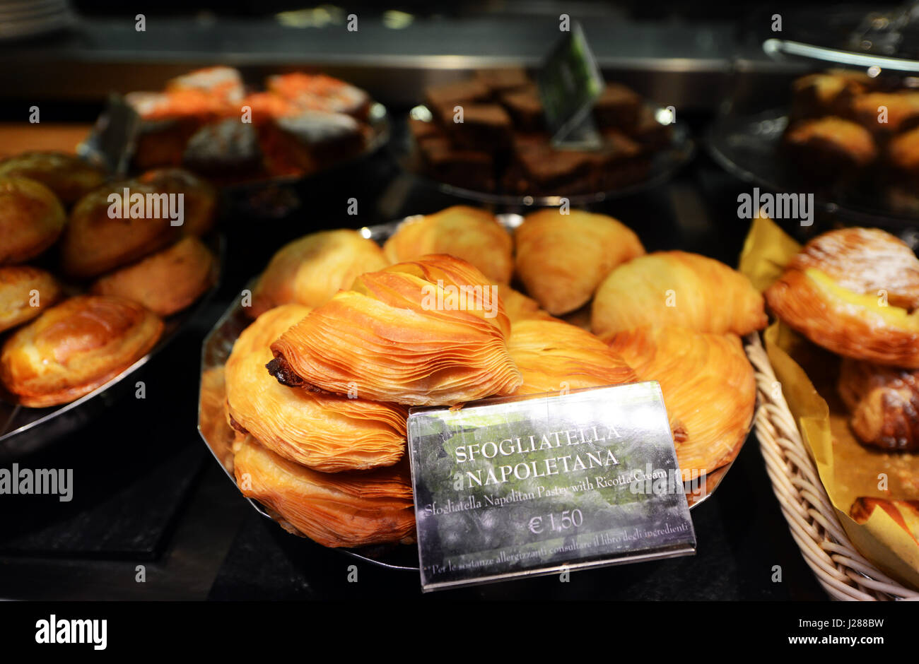 Sfogliatella Napoletana - A famous Neapolitan sweet Stock Photo - Alamy