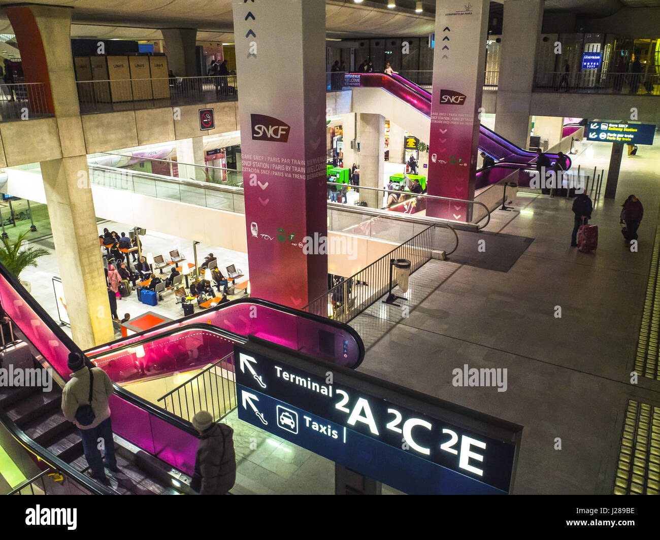 France, Roissy Airport, SNCF freight rail terminal Stock Photo - Alamy