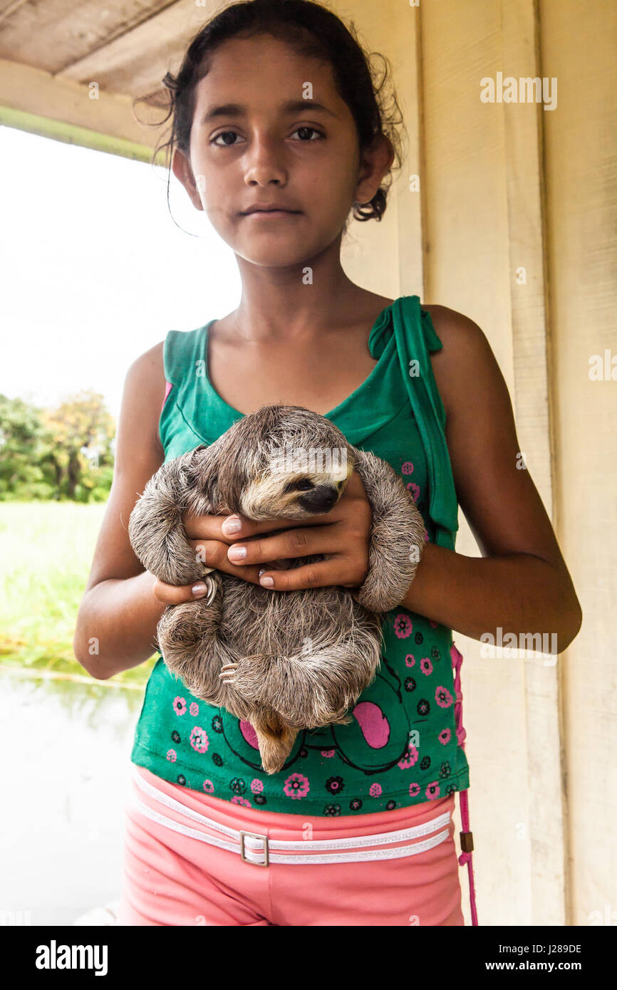 Girls manaus High Resolution Stock Photography and Images - Alamy