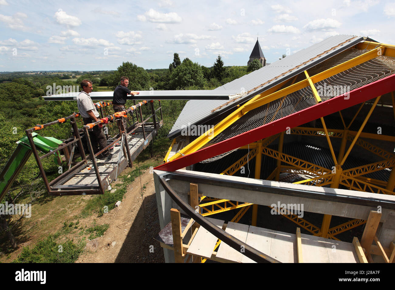 House building, handling safety with a lift machine, sandwich panel ...