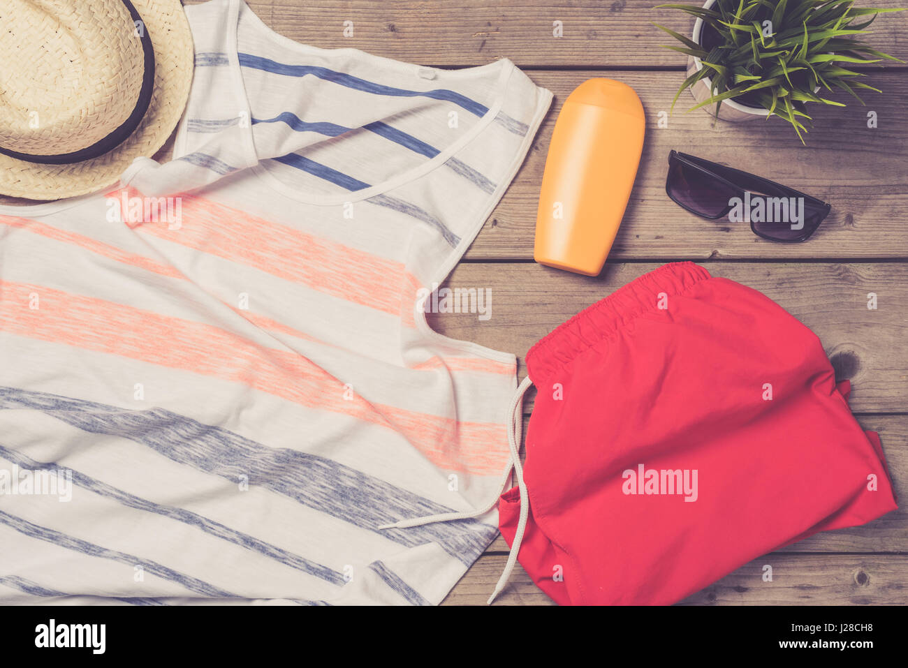 Beach clothes hi-res stock photography and images - Alamy