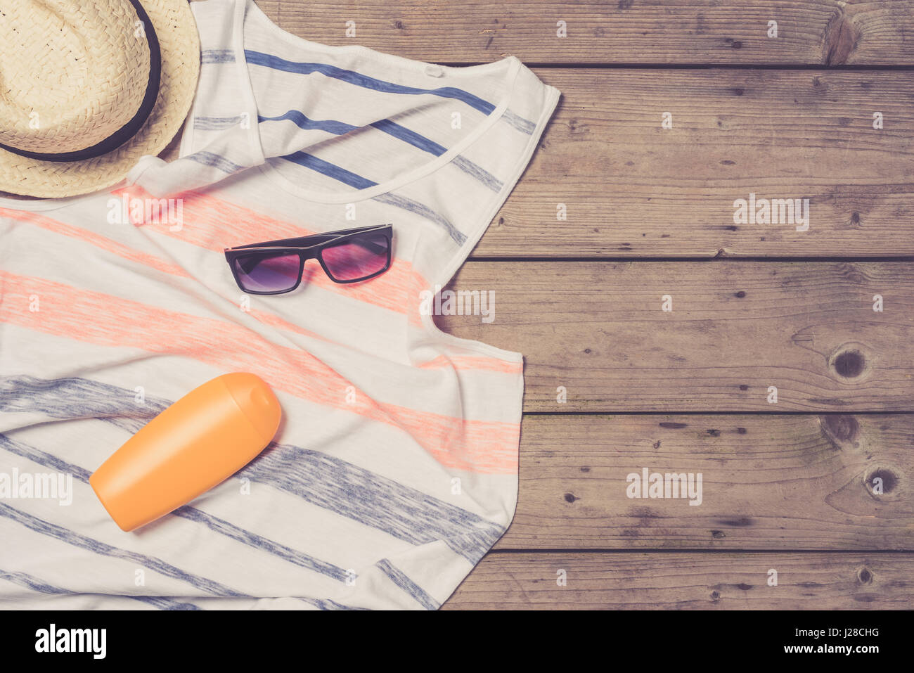 Beach clothes hi-res stock photography and images - Alamy