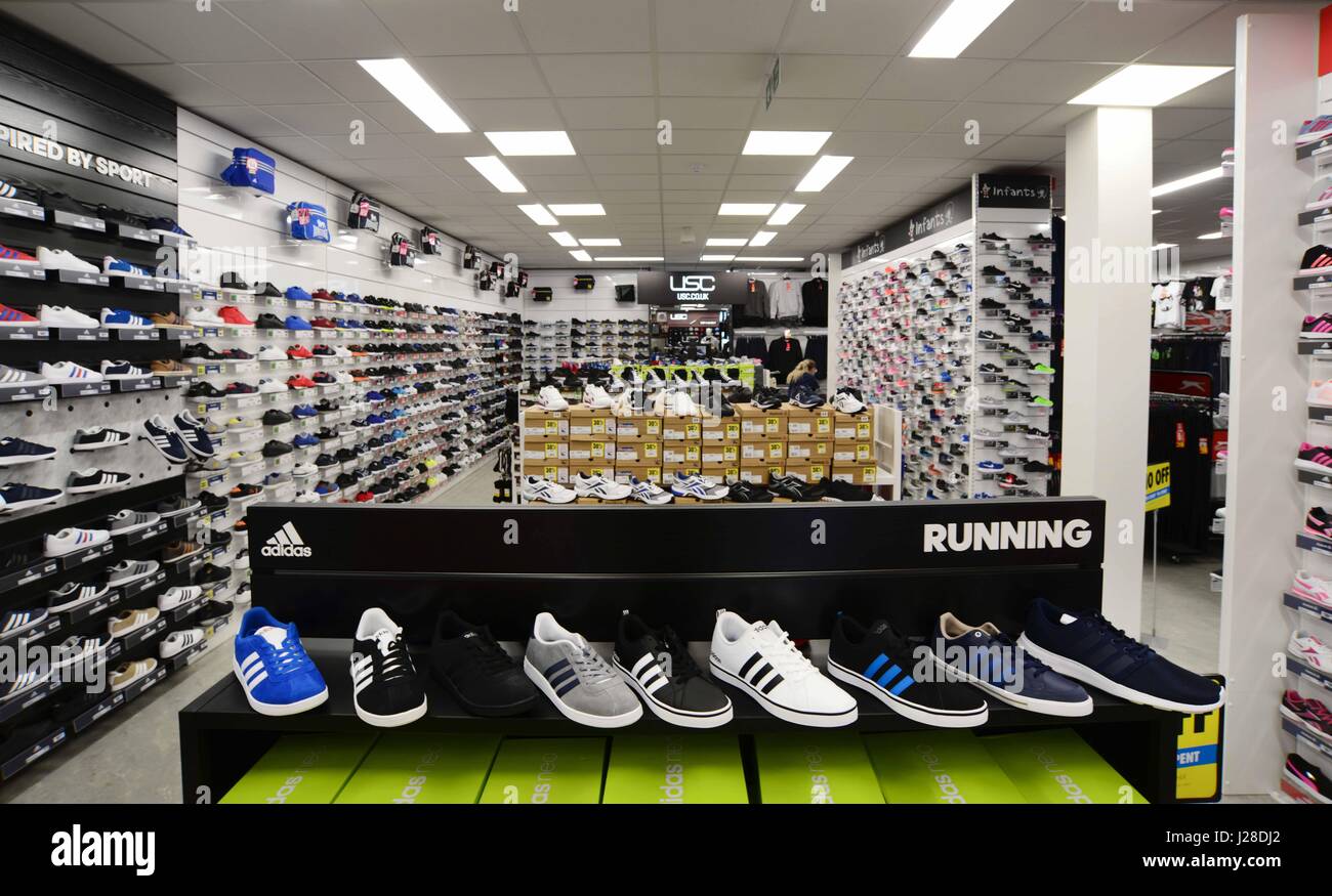 A Sports Direct store Stock Photo - Alamy