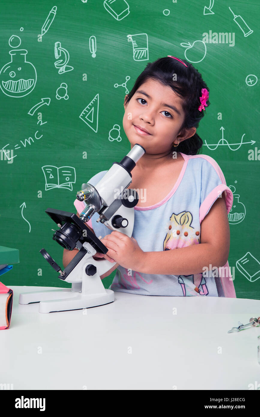 Indian kids doing science hi-res stock photography and images - Alamy