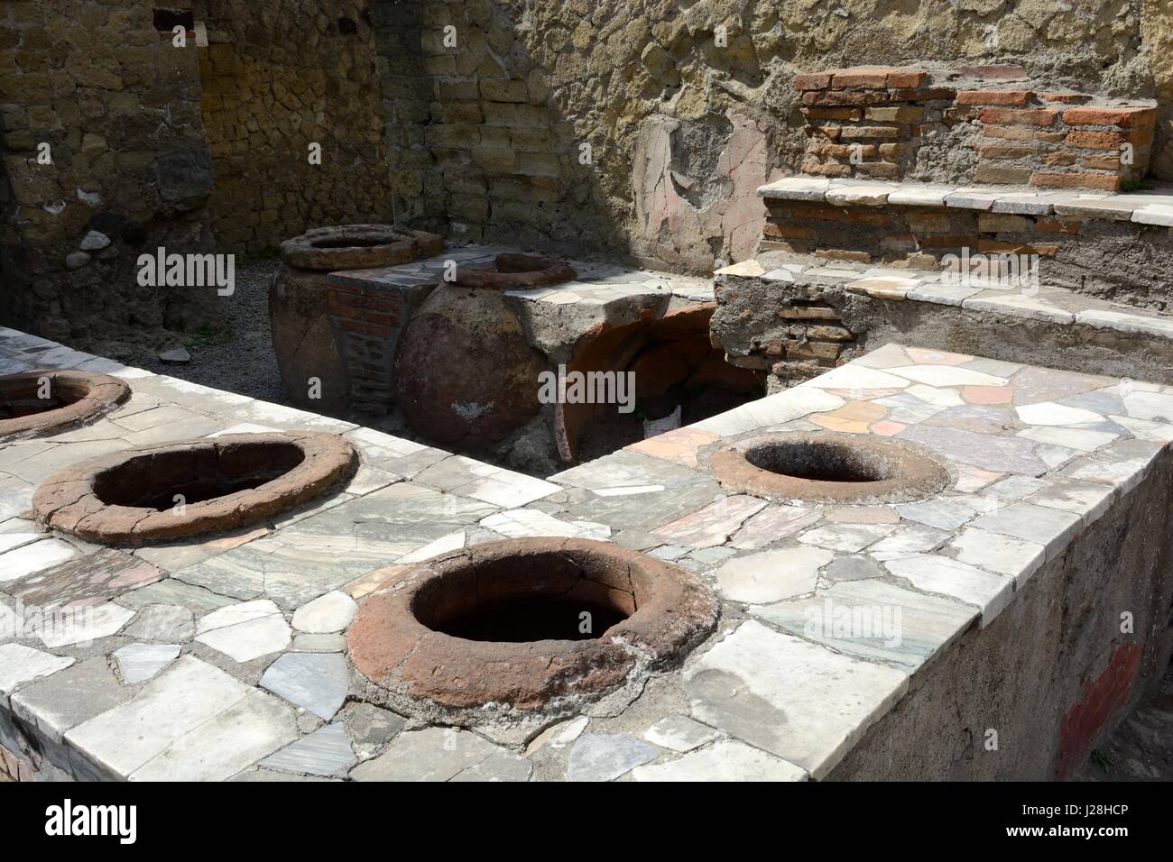 Ancient roman kitchen hi-res stock photography and images - Alamy